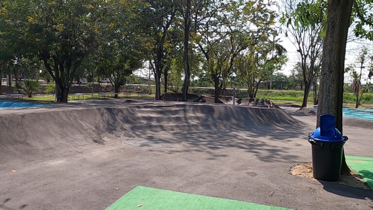 พาเที่ยว Grandee Café & Skate Park คาเฟ่สุดมันสไตล์ Adventure อ.บางเลน ...